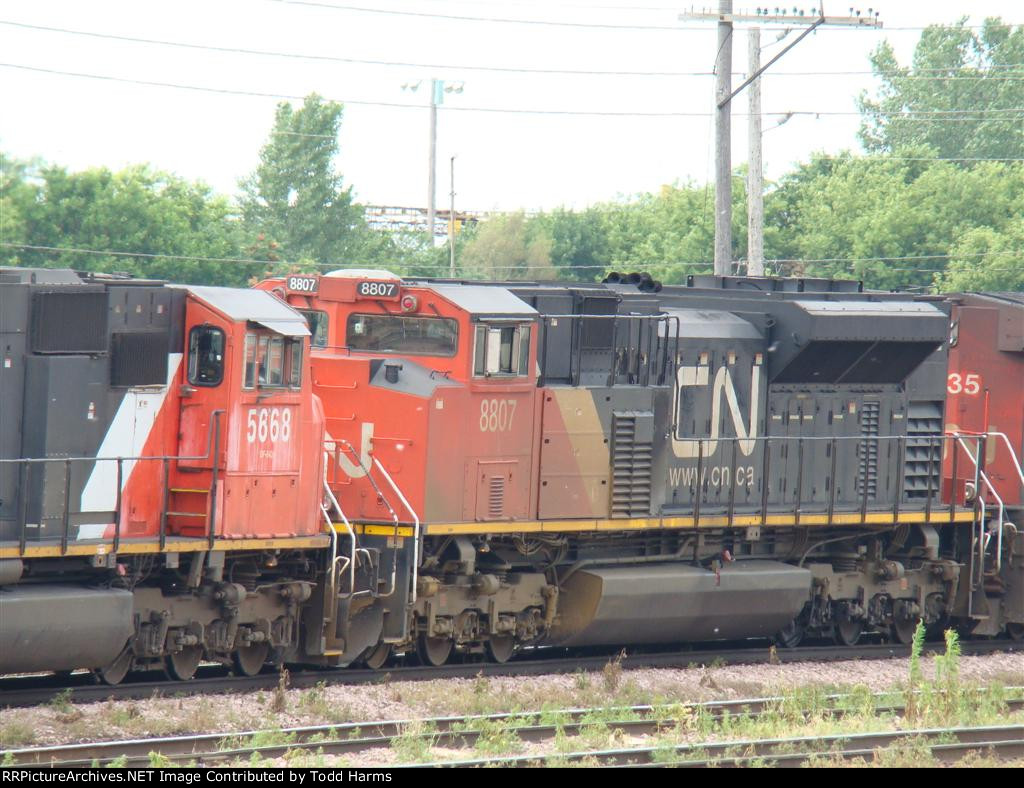 CN 8807